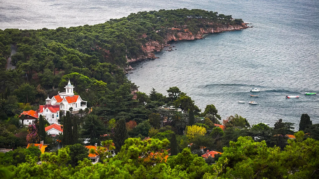 Adalar: Hành trình khám phá quá khứ Ottoman qua các hòn đảo không xe cộ ...